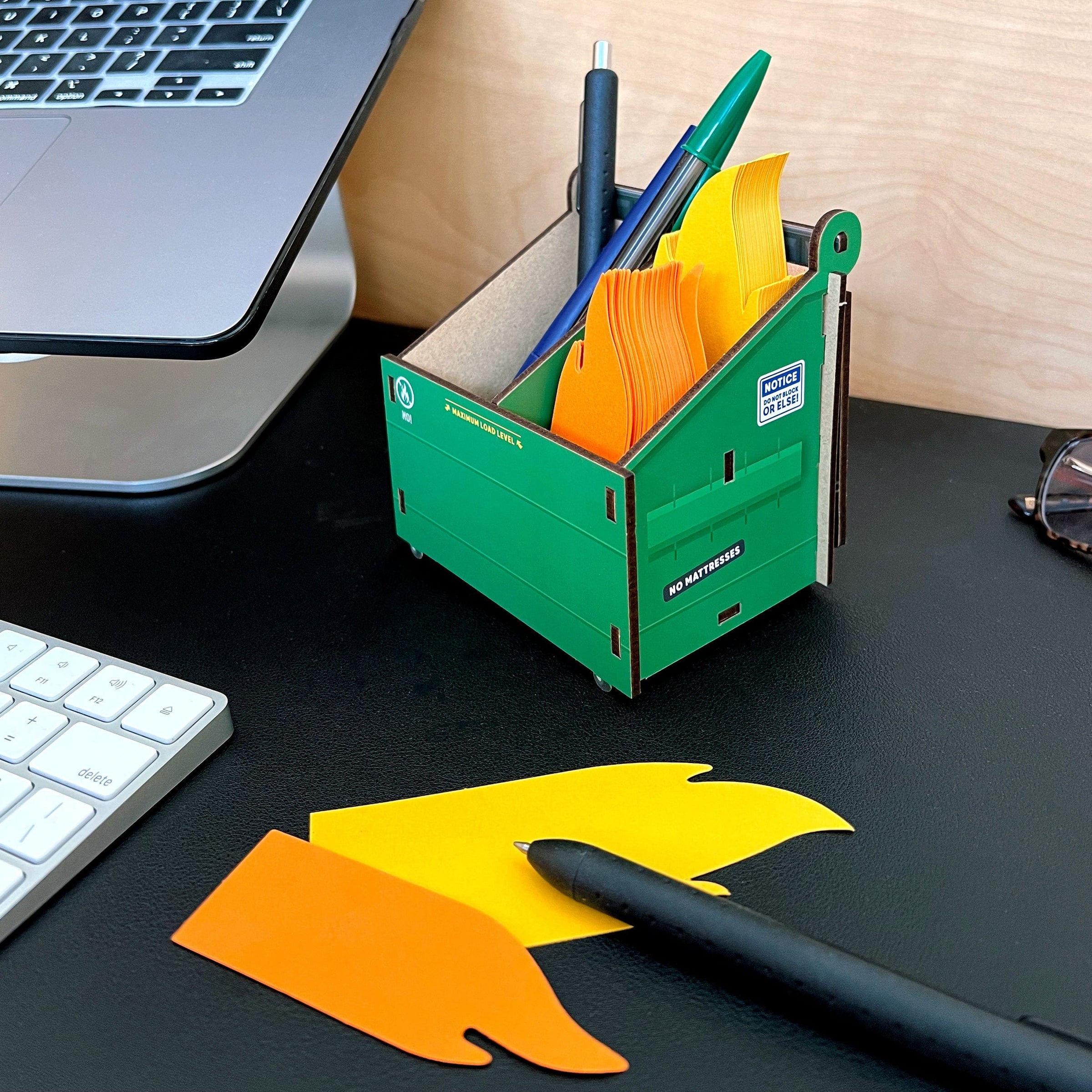 DESK DUMPSTER | Dumpster Fire Pencil Holder with Flame Note Cards