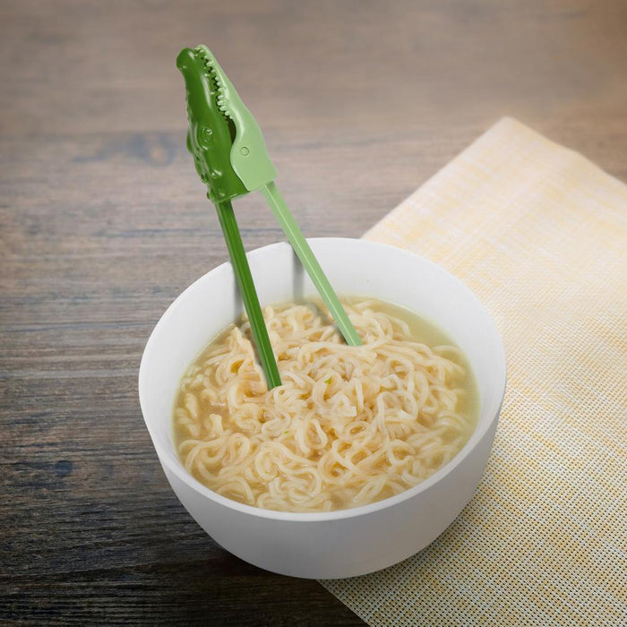 MUNCHTIME | Crocodile Chopsticks